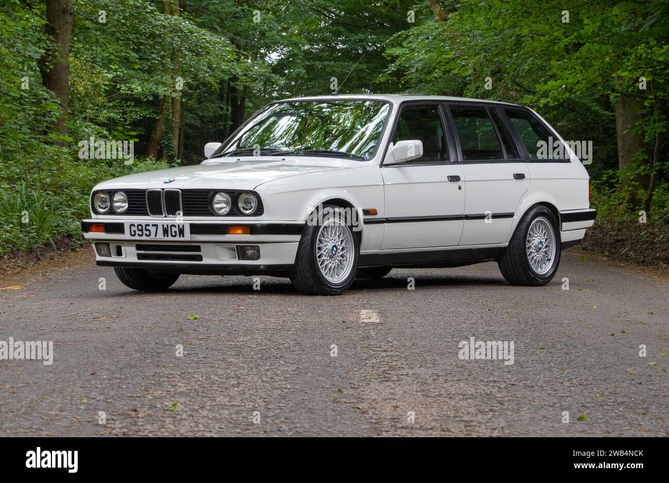 1989 BMW E30 325 Touring classic German estate car Stock Photo - Alamy