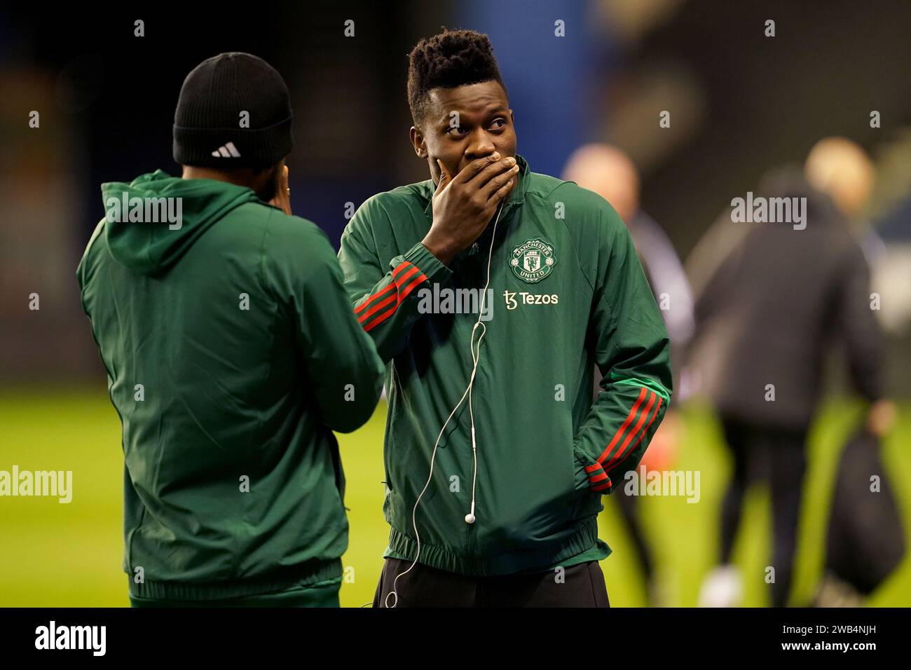 Manchester United goalkeeper Andre Onana (right) before the Emirates FA ...