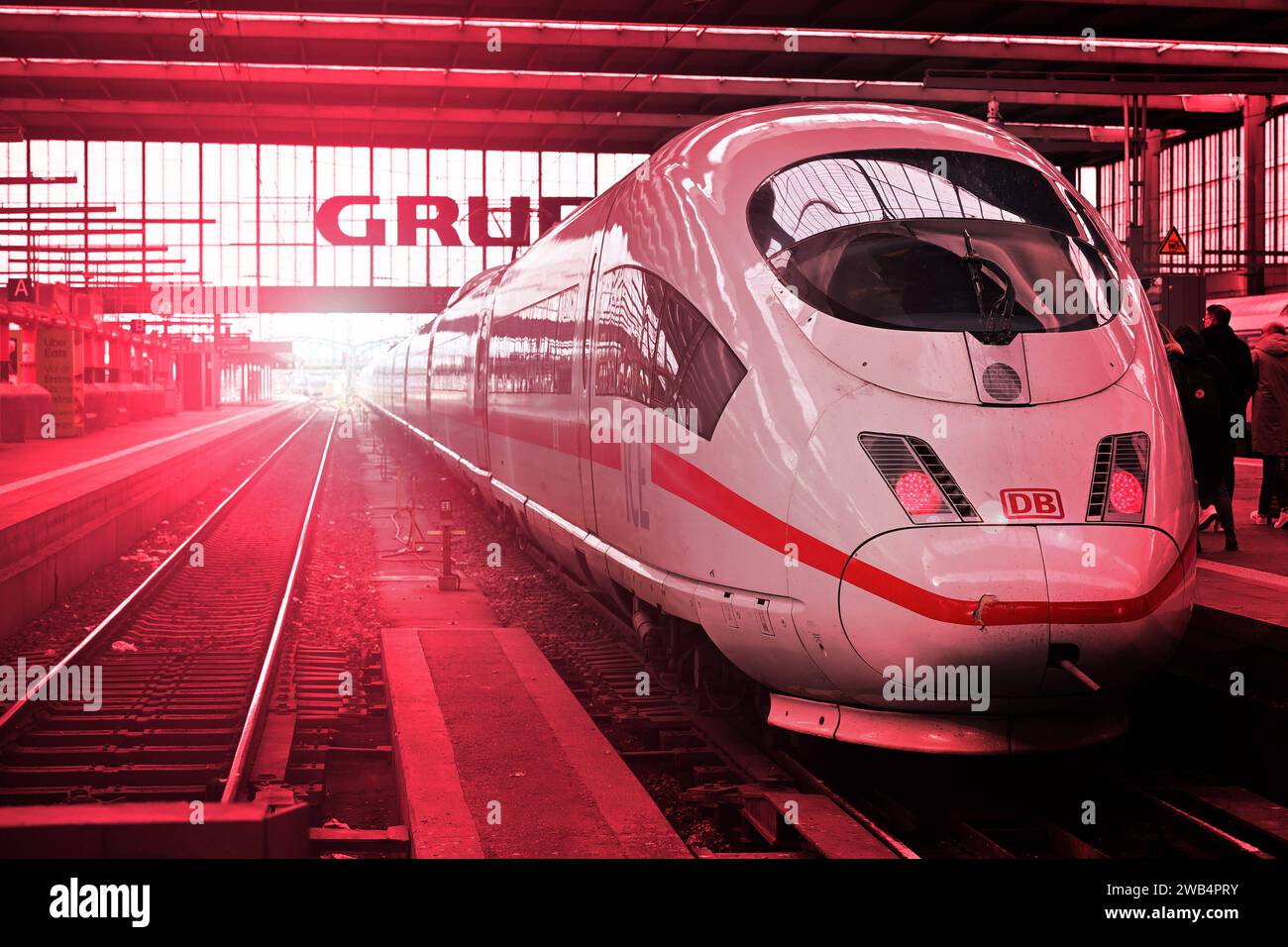 Themenfoto Bahnstreik FOTOMONTAGE. Deutsche Bahn: Streik der ...