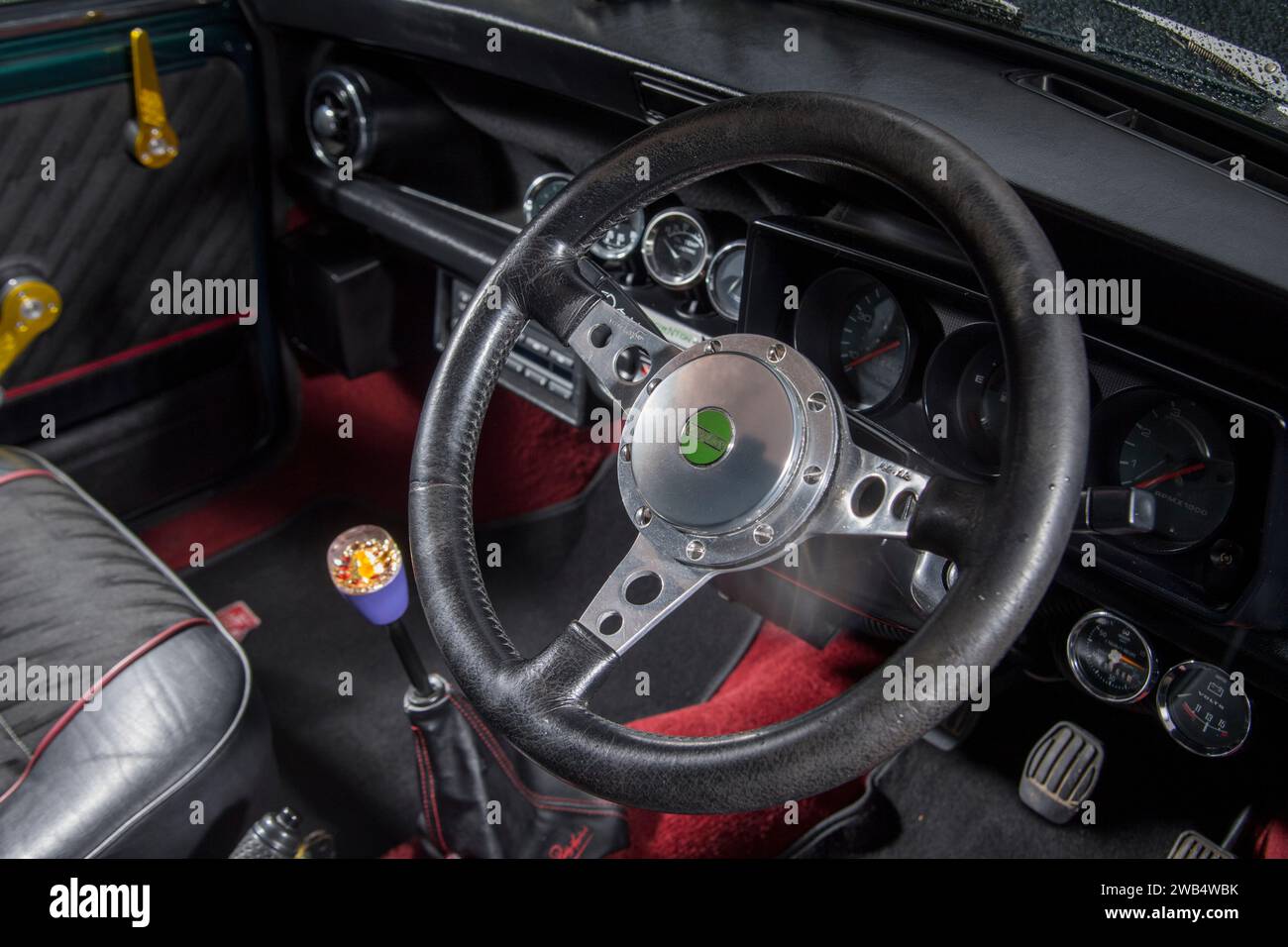 1991 Downton tuned Mini Cooper classic British car Stock Photo - Alamy