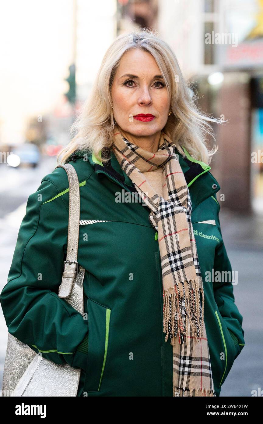 FES reinigt Bahnhofsviertel Frankfurt 10.01.2023 Frankfurt x1x ...