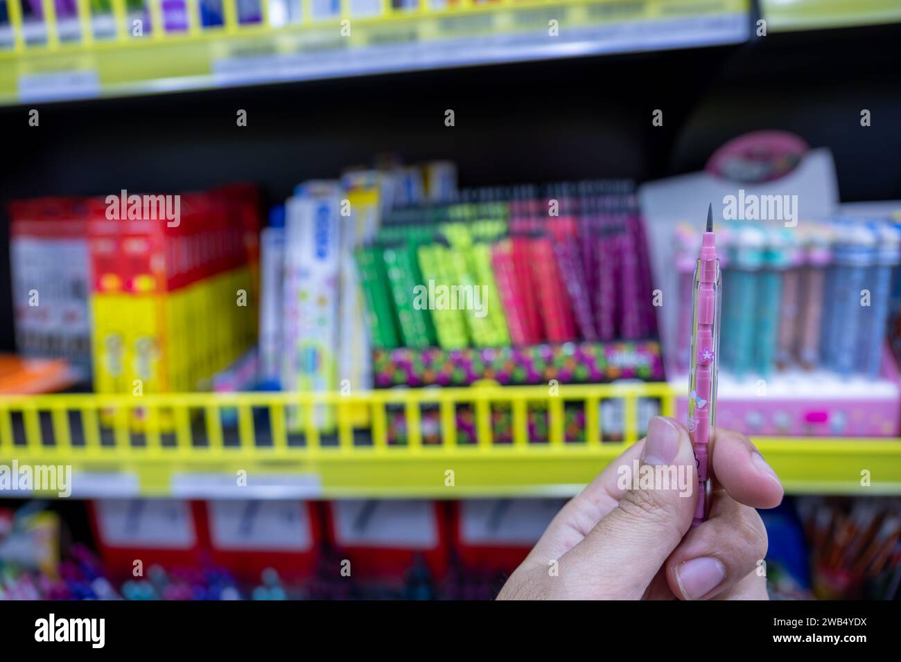 Sharp black mechanical pencil hi-res stock photography and images - Alamy