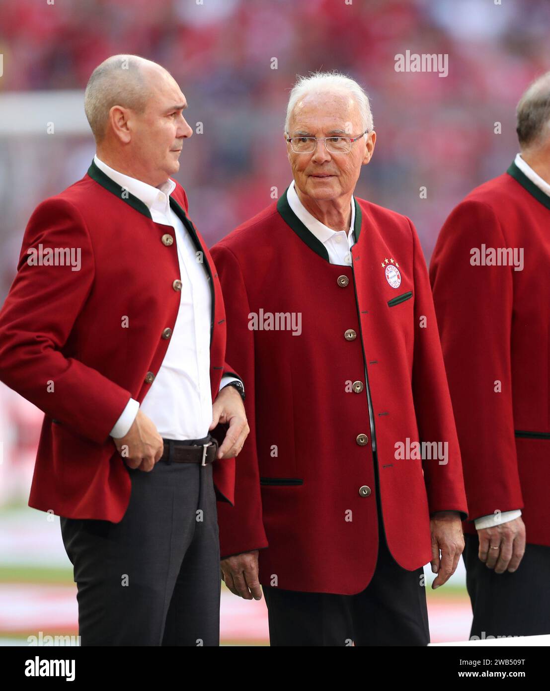 Deutscher Fussball Meister FC Bayern MŸnchen feiert Aumann mit Franz ...