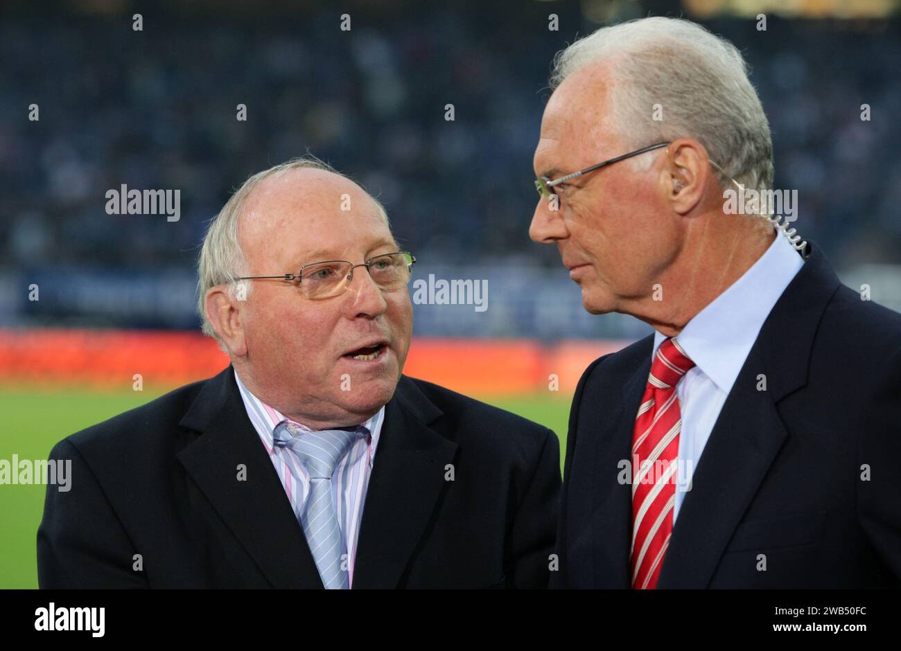 Uwe Seeler und Franz Beckenbauer Fussball UEFA Cup Halbfinale HSV ...
