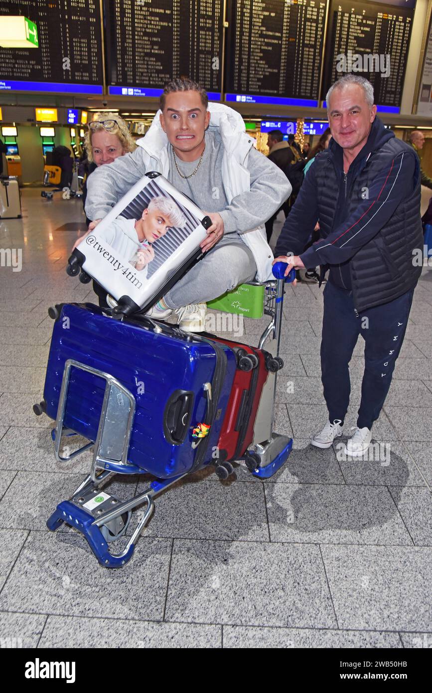 Tim Kampmann twenty4tim mit Mutter Tina Kampmann und Stiefvater Sven ...