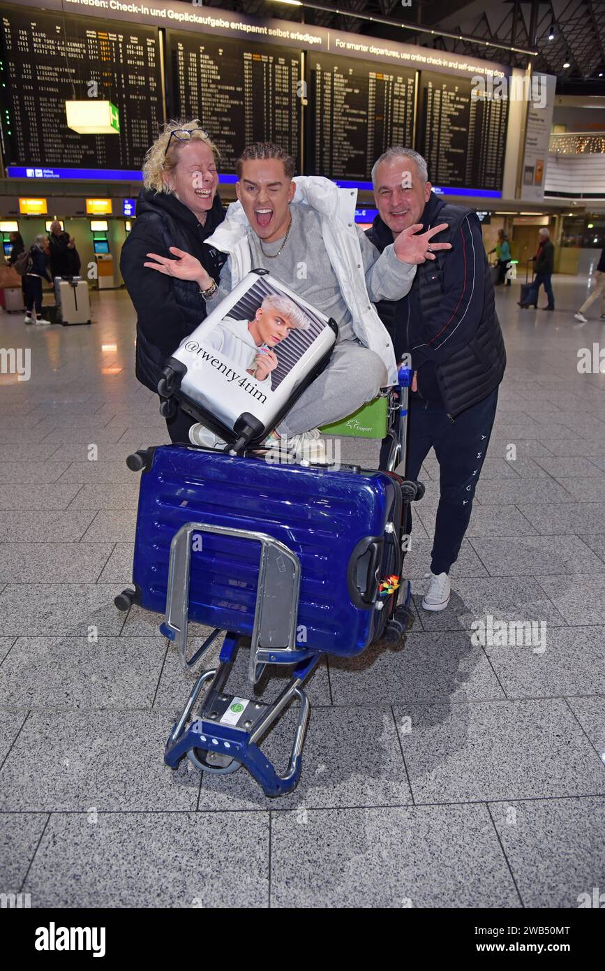 Tim Kampmann twenty4tim mit Mutter Tina Kampmann und Stiefvater Sven ...