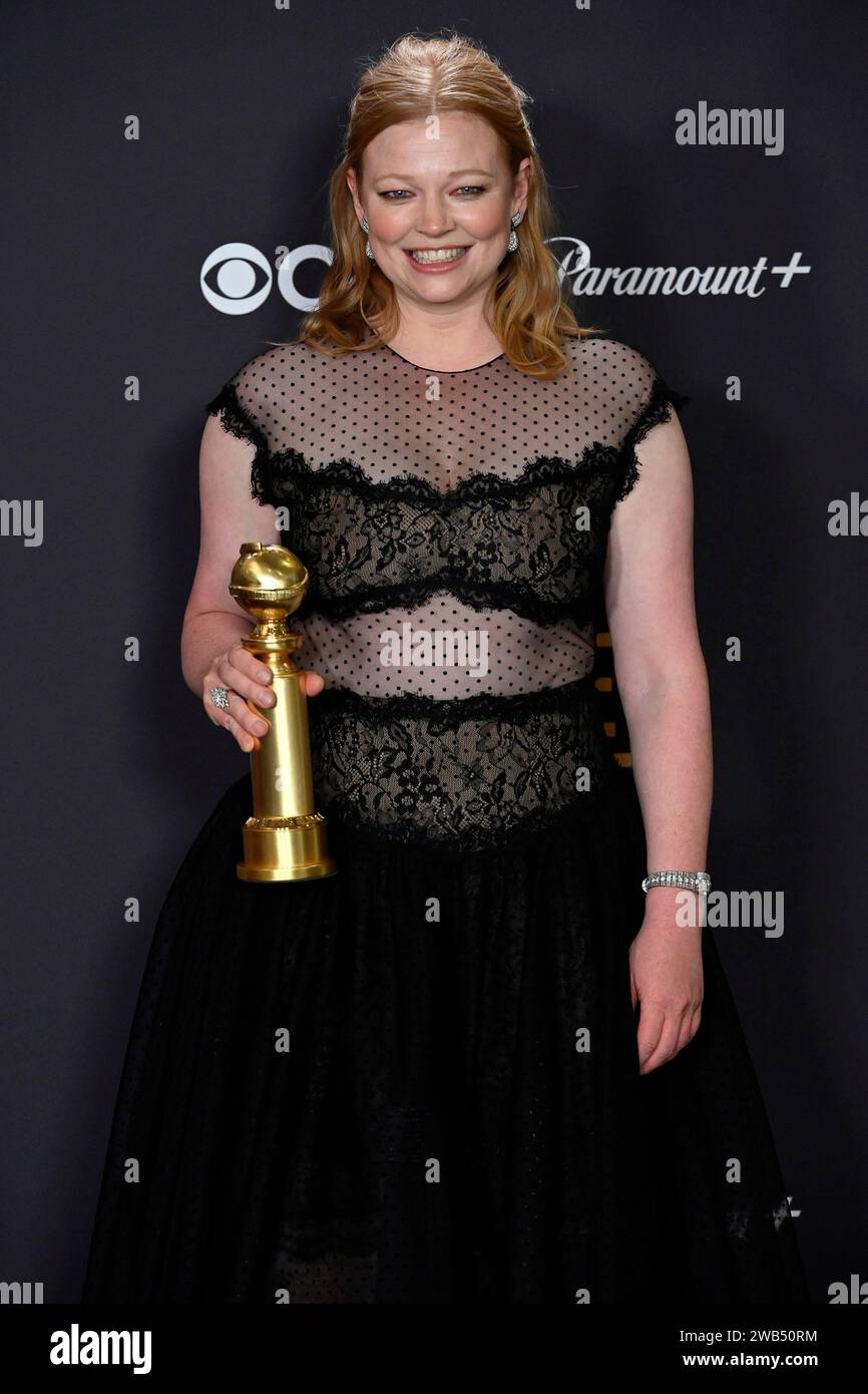 Sarah snook succession hi-res stock photography and images - Alamy