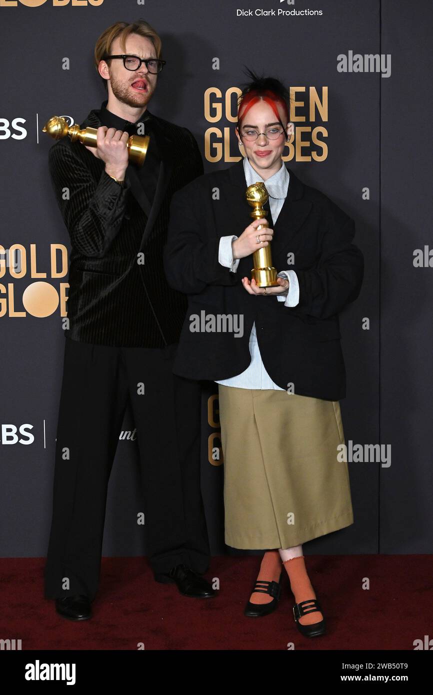 Billie Eilish und Finneas O'Connell mit dem Preis für den besten ...