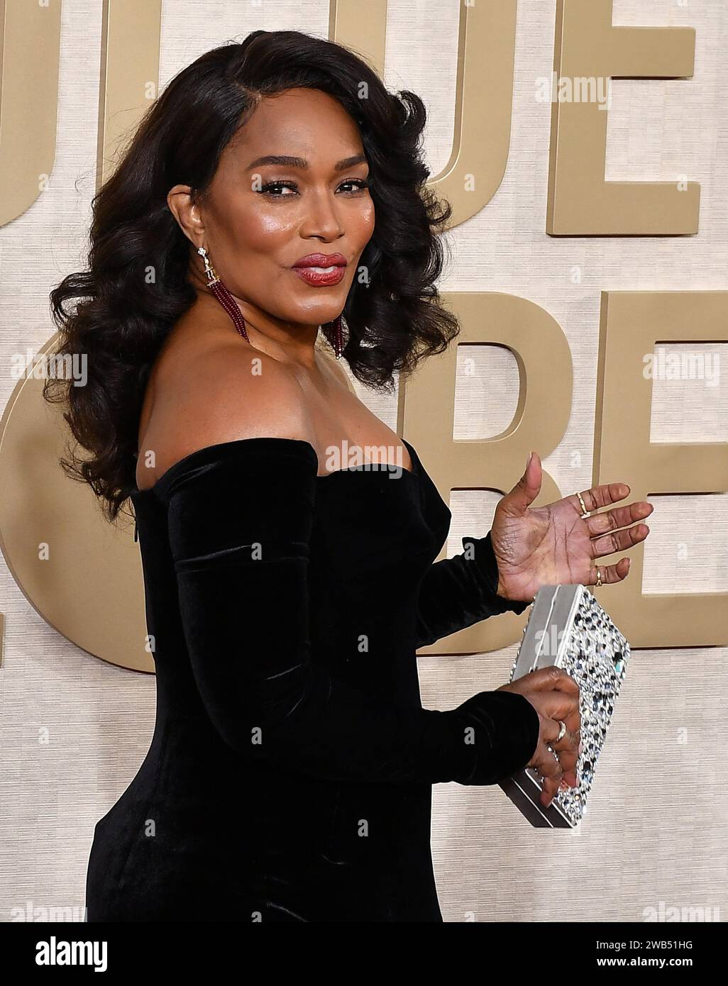 Beverly Hills, USA. 08th Jan, 2024. Angela Bassett attends the 81st ...