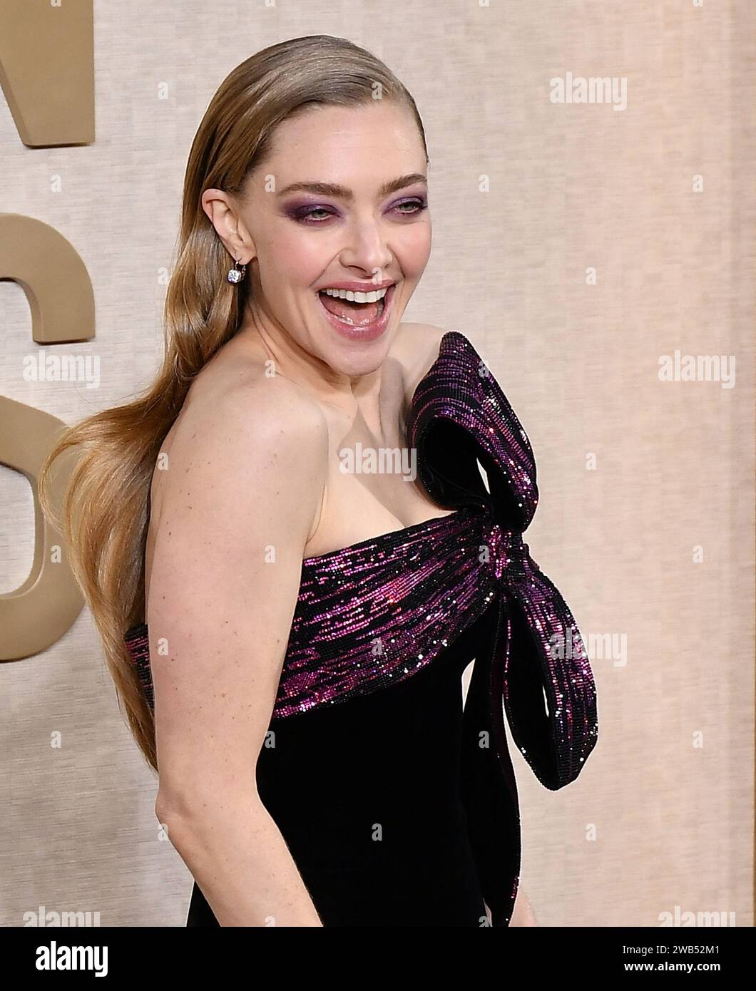 Beverly Hills, USA. 08th Jan, 2024. Amanda Seyfried attends the 81st ...