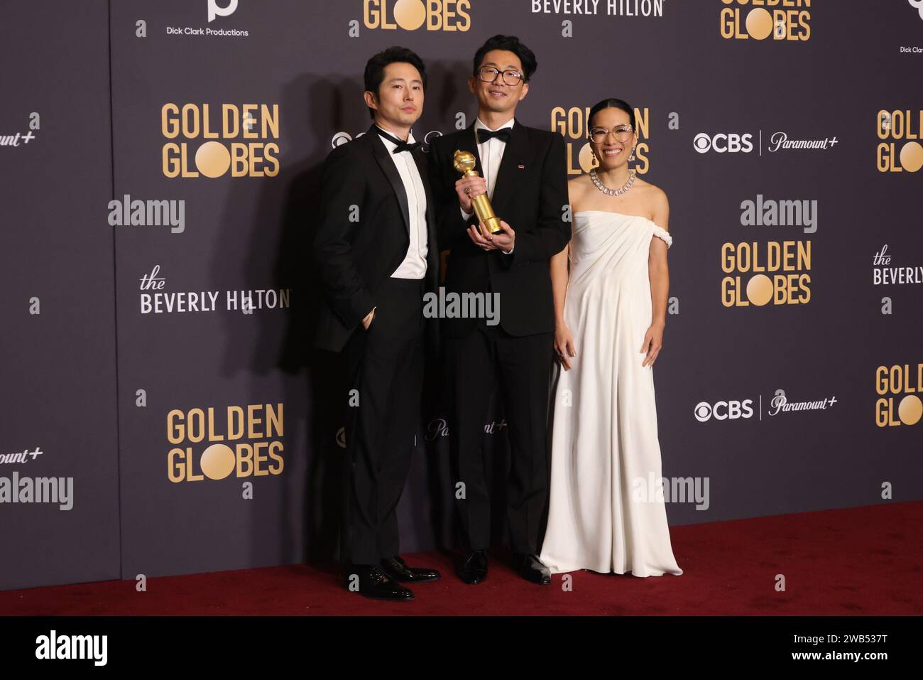 Beverly Hills, USA. 07th Jan, 2024. (L-R) Steven Yeun, Lee Sung Jin and Ali Wong, winners of the ...