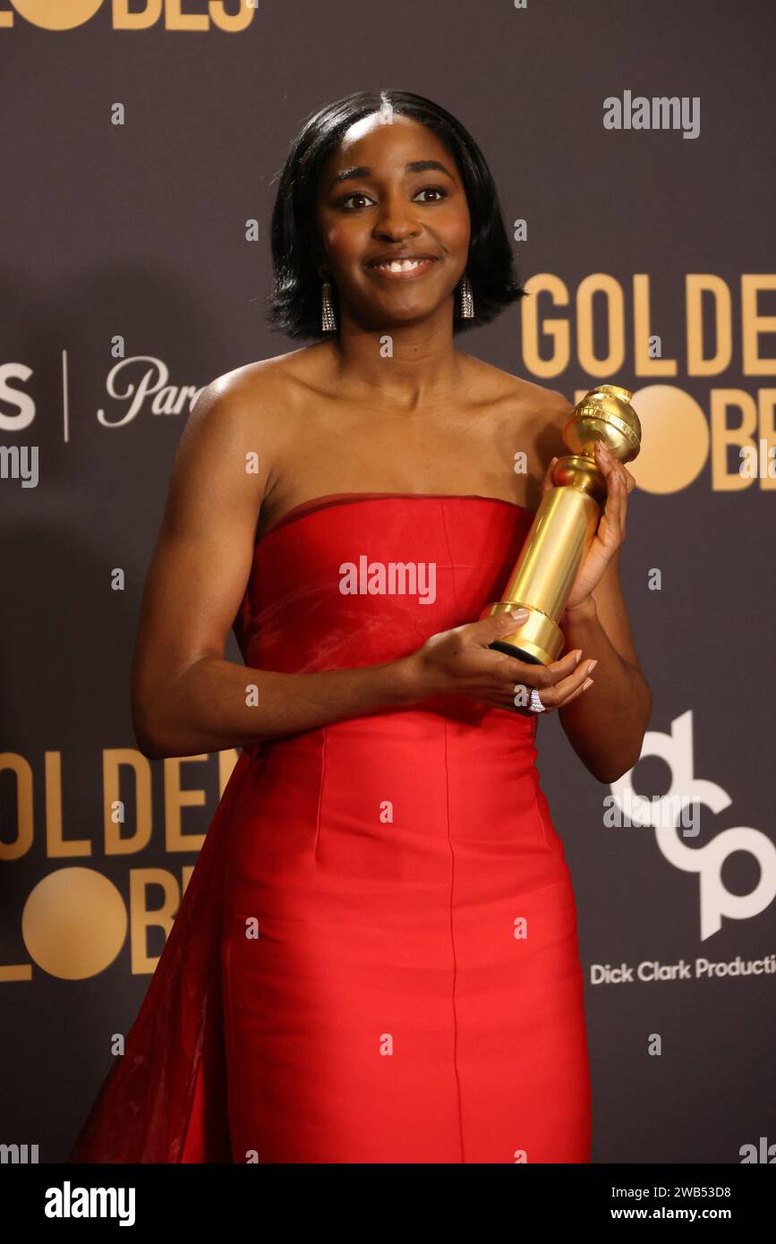 Ayo edebiri the bear hi-res stock photography and images - Alamy