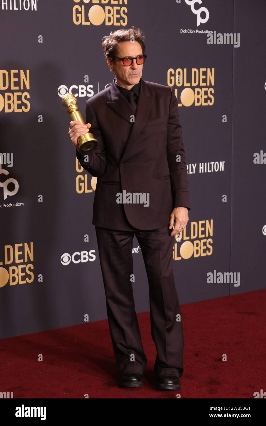 Oppenheimer robert downey jr hi-res stock photography and images - Alamy