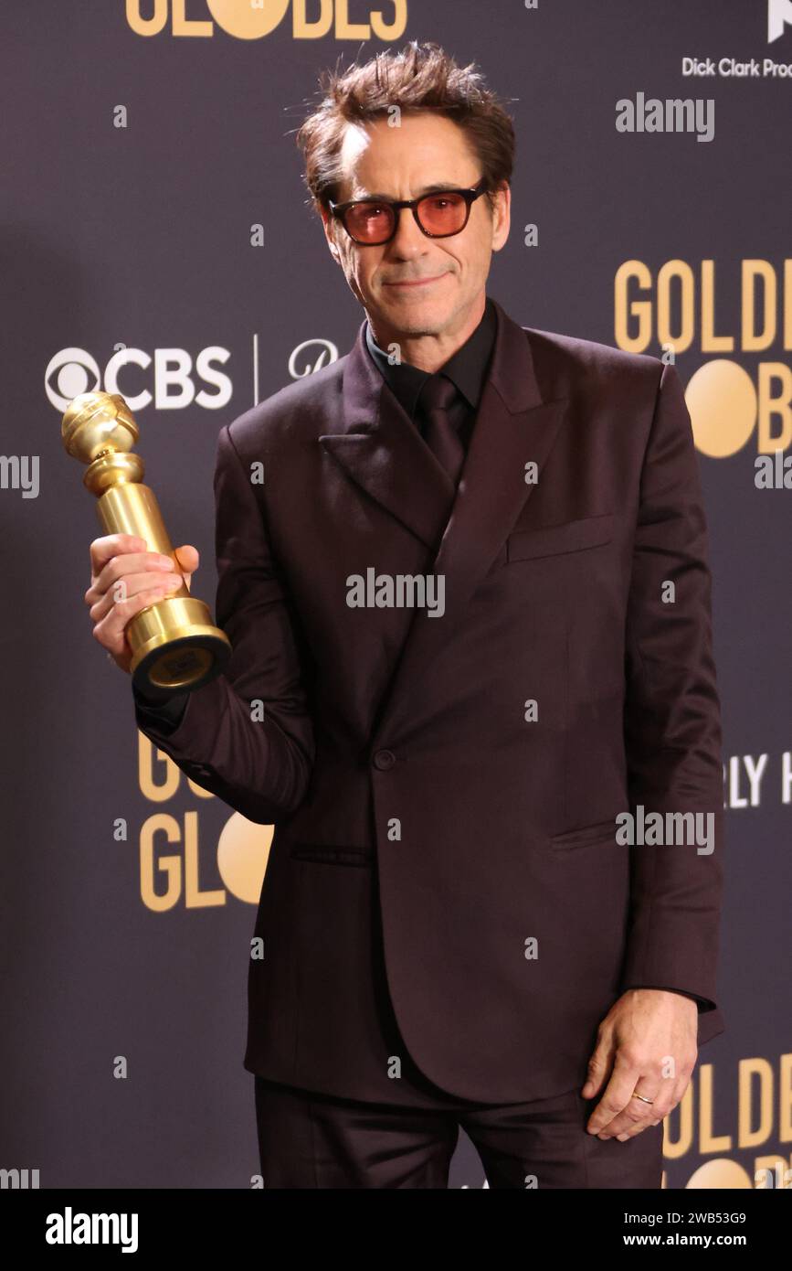 Oppenheimer robert downey jr hi-res stock photography and images - Alamy