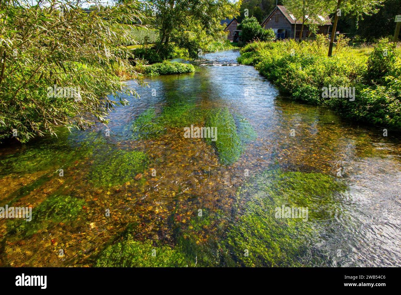 Rivers in buckinghamshire uk hi-res stock photography and images - Alamy