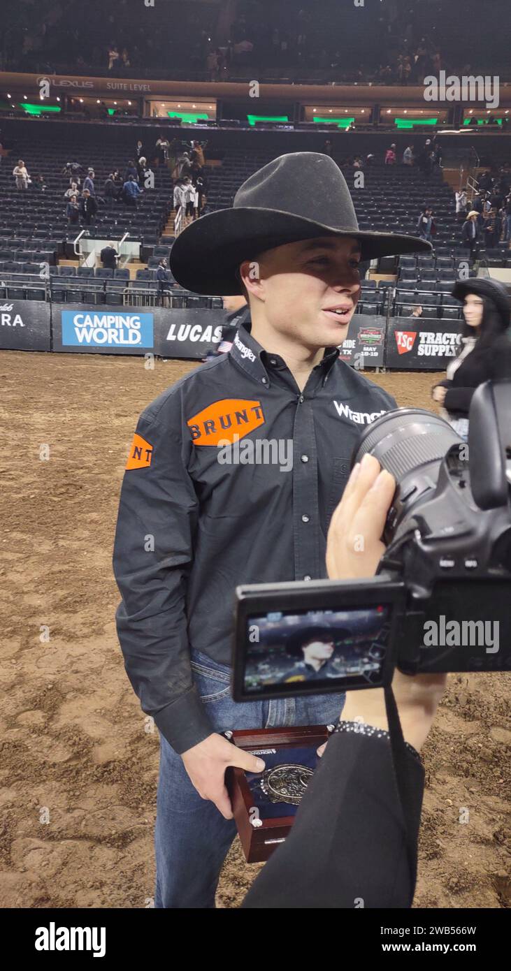 Madison Square Garden, 4 Pennsylvania Plaza, New York, NY 10001 USA ...