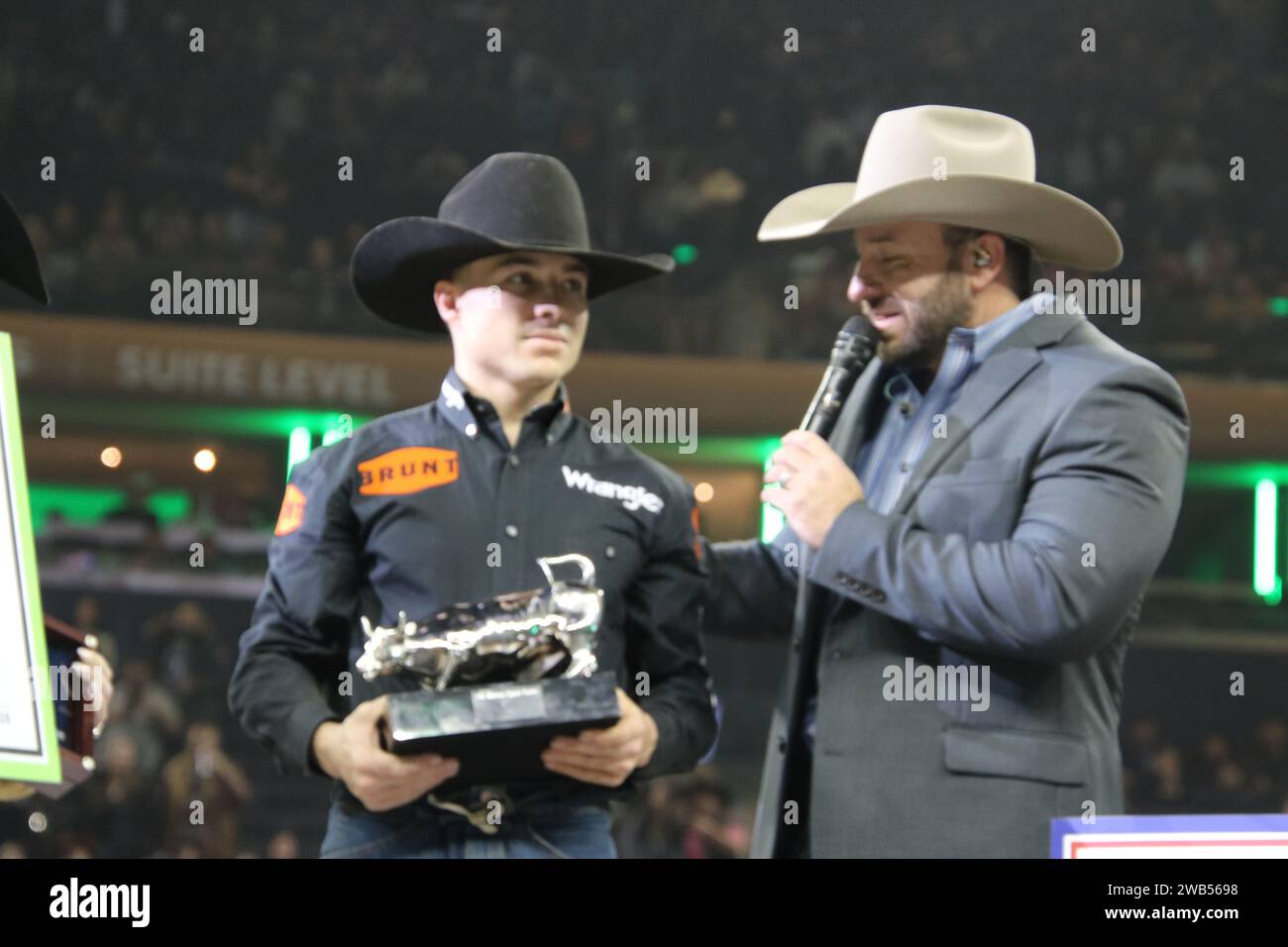 Madison Square Garden, 4 Pennsylvania Plaza, New York, NY 10001 USA ...