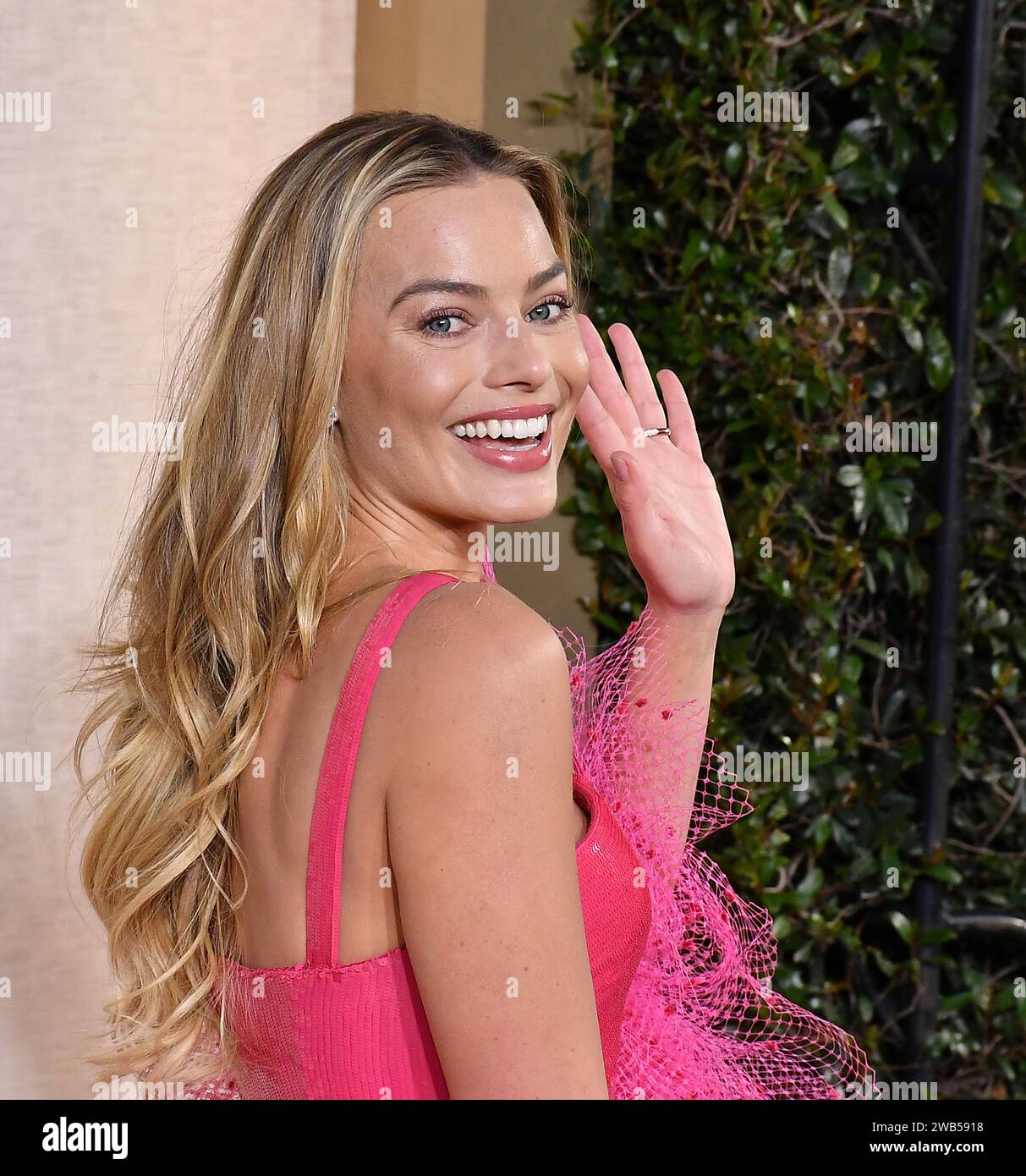 Beverly Hills, USA. 08th Jan, 2024. Margot Robbie attends the 81st ...