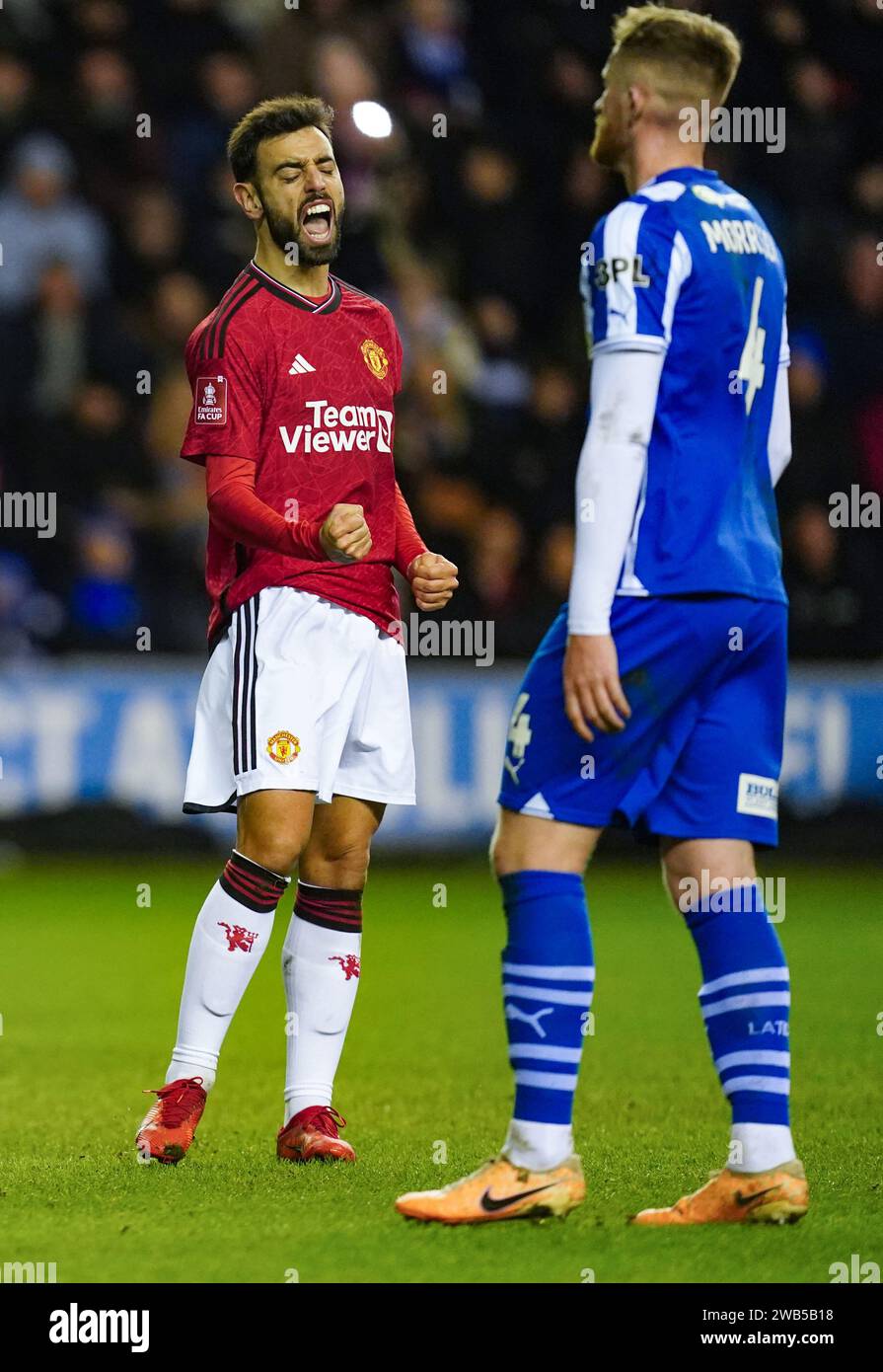 Manchester United's Bruno Fernandes celebrates scoring their side's ...