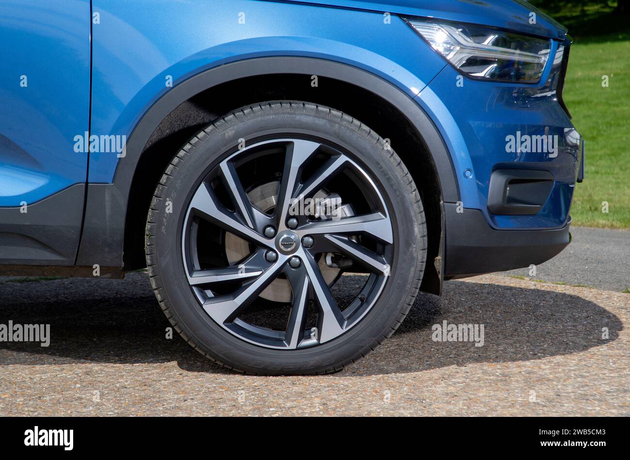 Small suv vehicle hi-res stock photography and images - Alamy