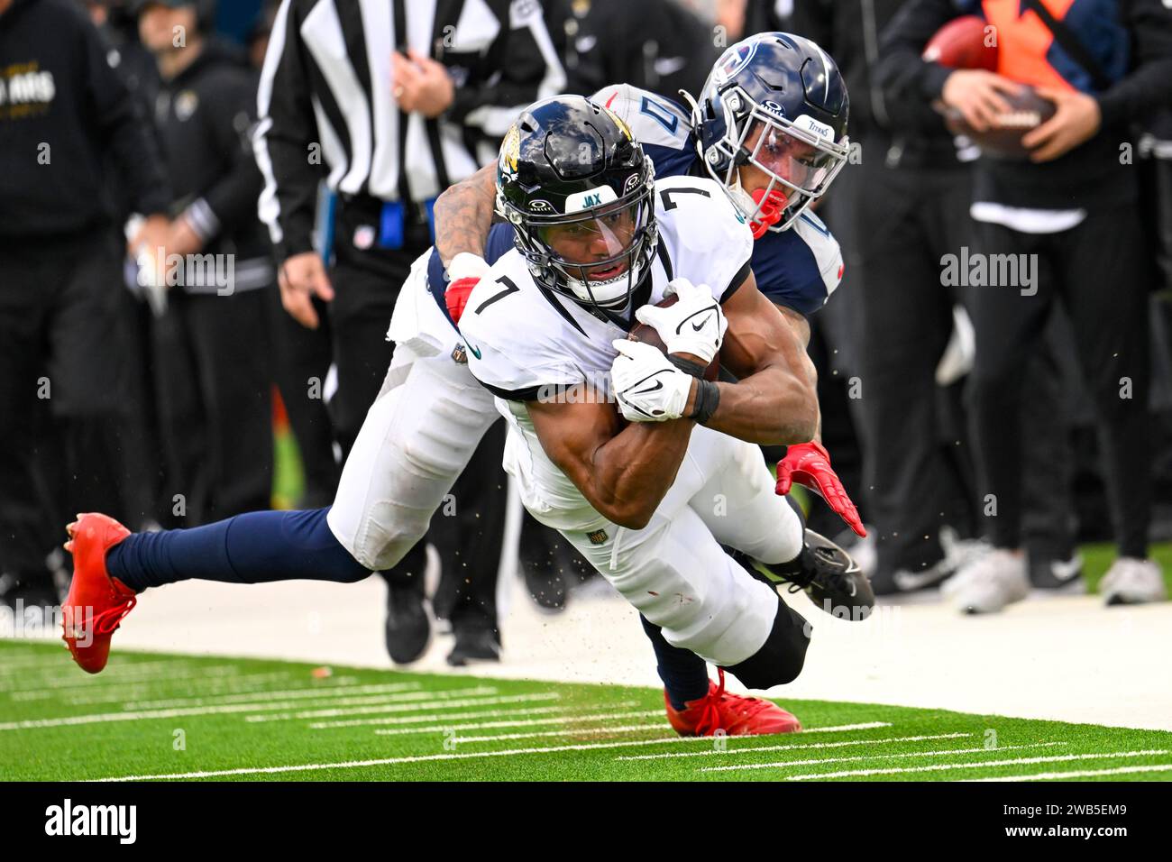 Jacksonville Jaguars wide receiver Zay Jones (7) is tackled by ...