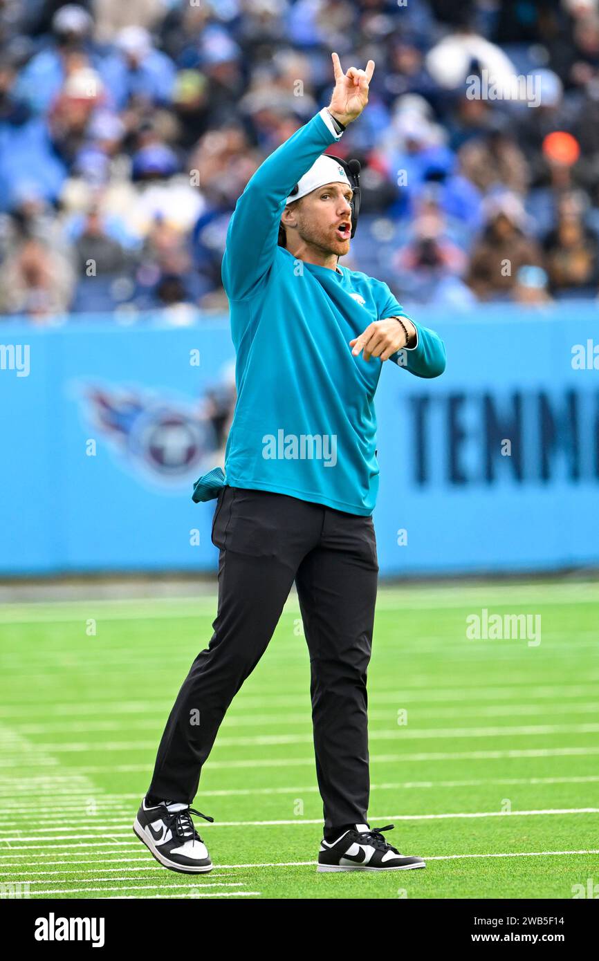 Jacksonville Jaguars wide recievers coach Chad Hall during an NFL ...