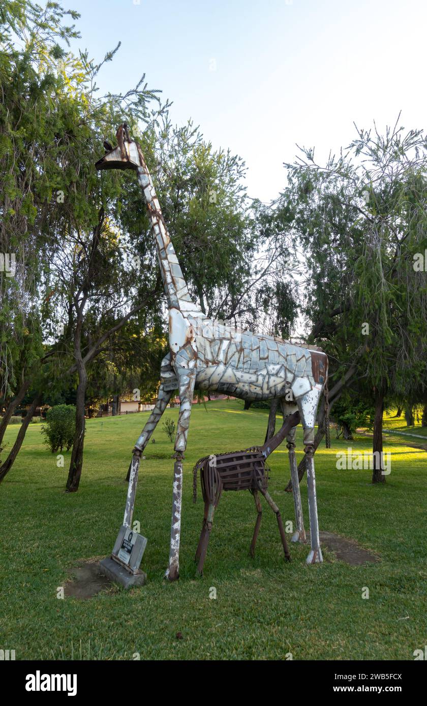 Used metal sculpture, recycled metal sculptures in Ataturk Park antalya ...