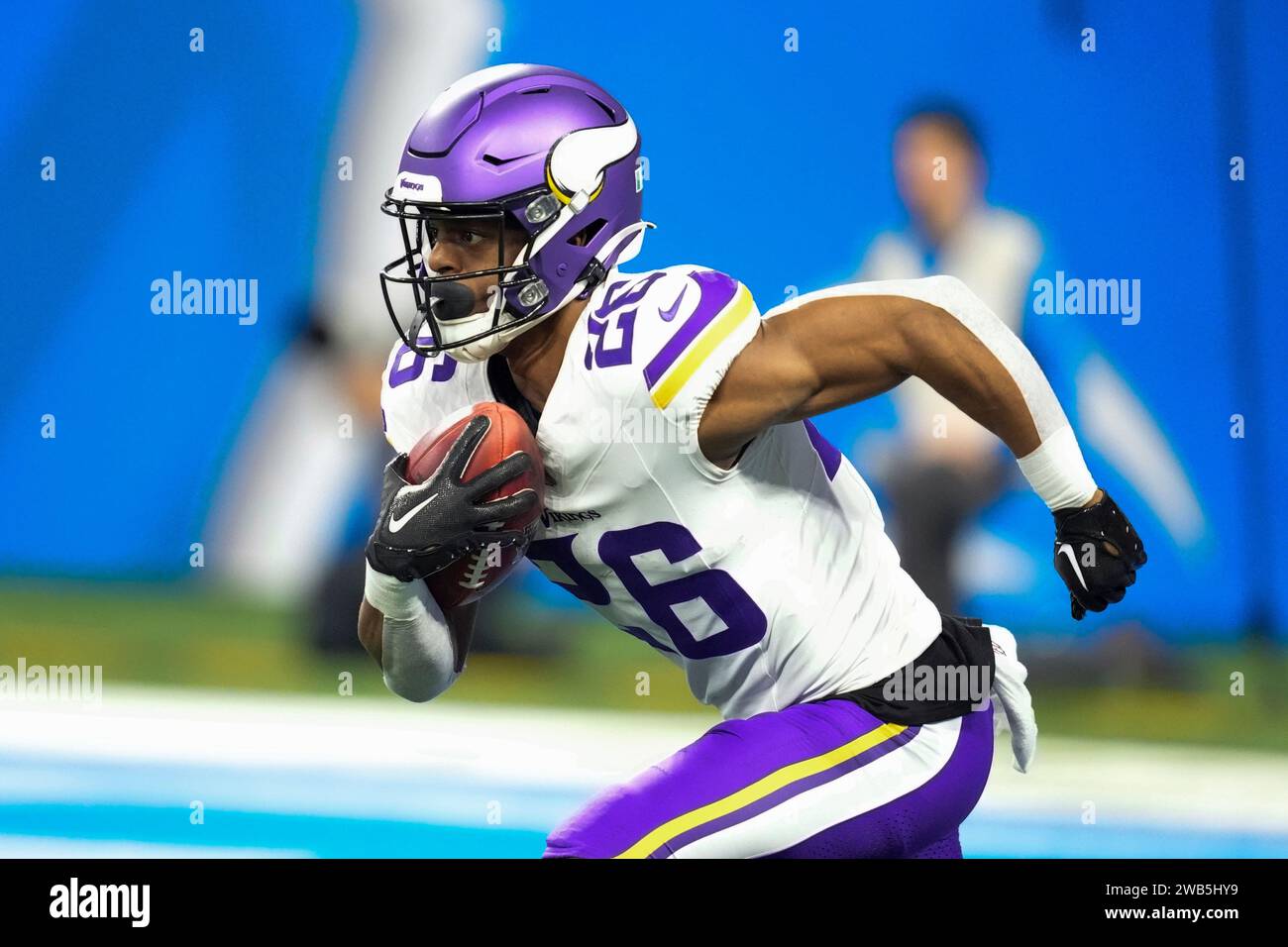 Minnesota Vikings running back Kene Nwangwu (26) runs the ball against ...