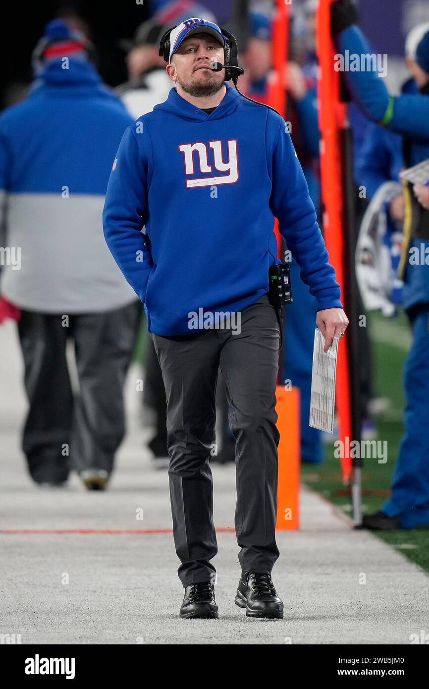 New York Giants quarterback coach Shea Tierney walks on the sidelines ...