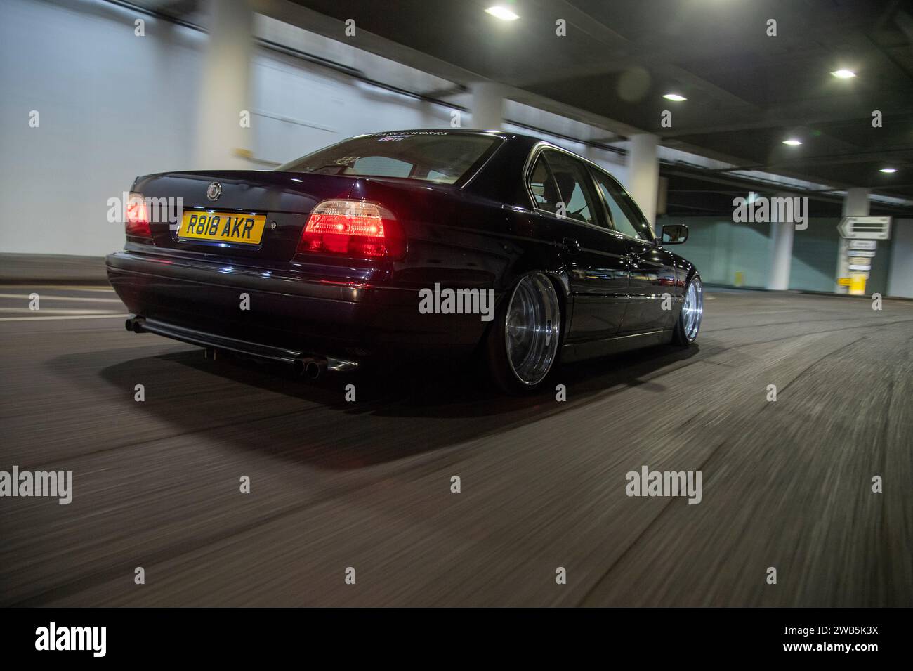 Modified E38 BMW 7 Series, lowered on air bag adjustable height ...