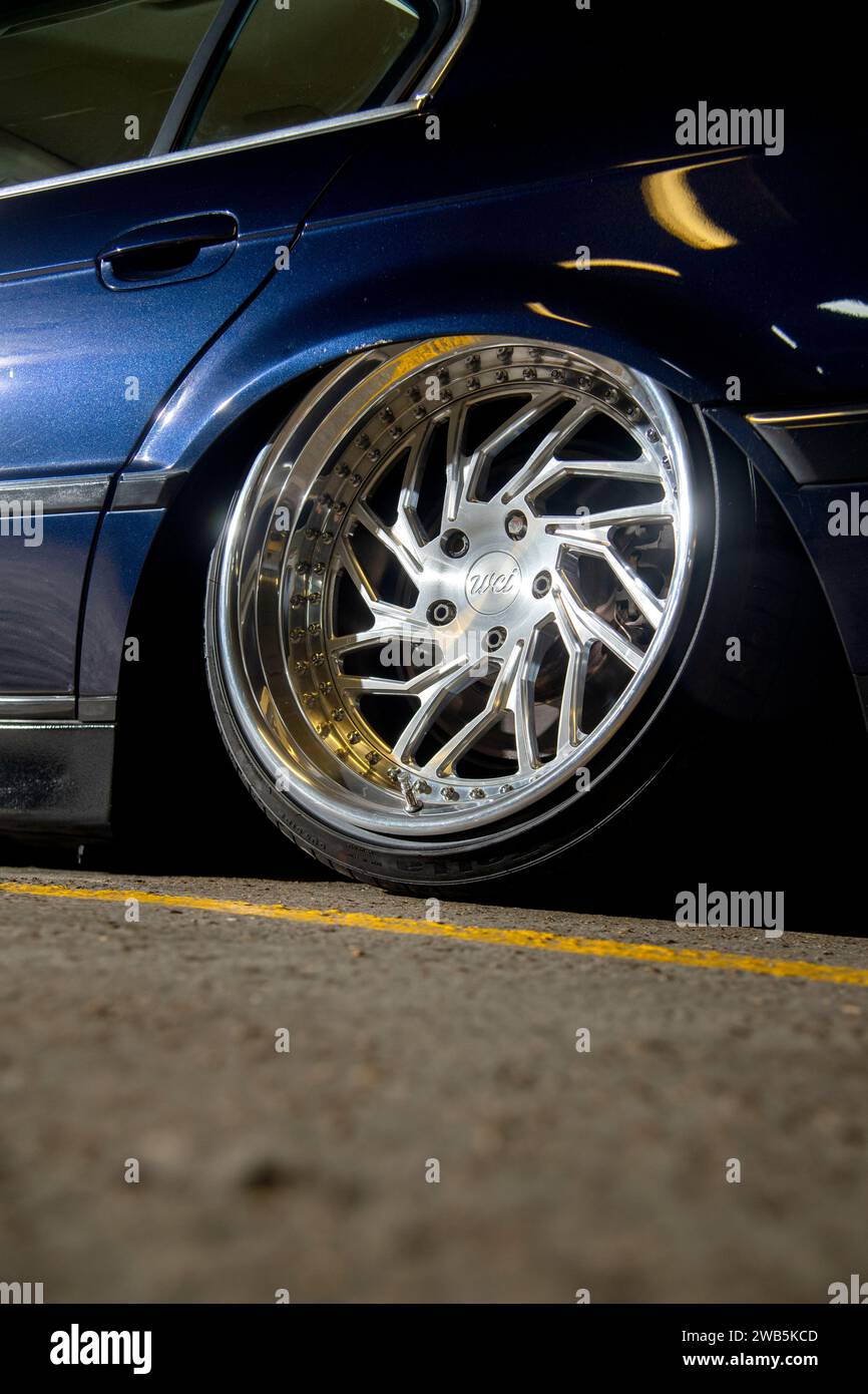 Modified E38 BMW 7 Series, lowered on air bag adjustable height ...