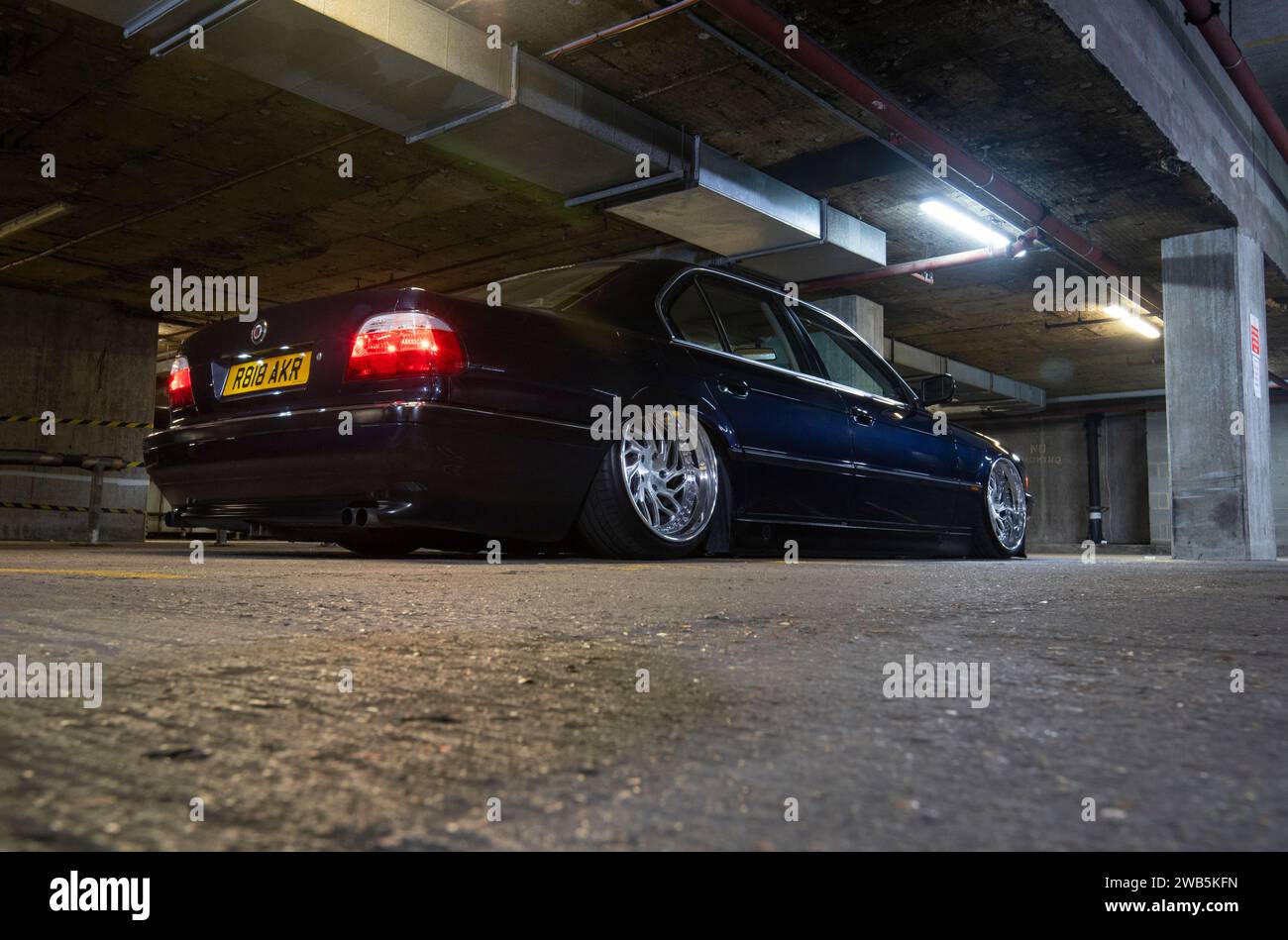 Modified E38 BMW 7 Series, lowered on air bag adjustable height ...