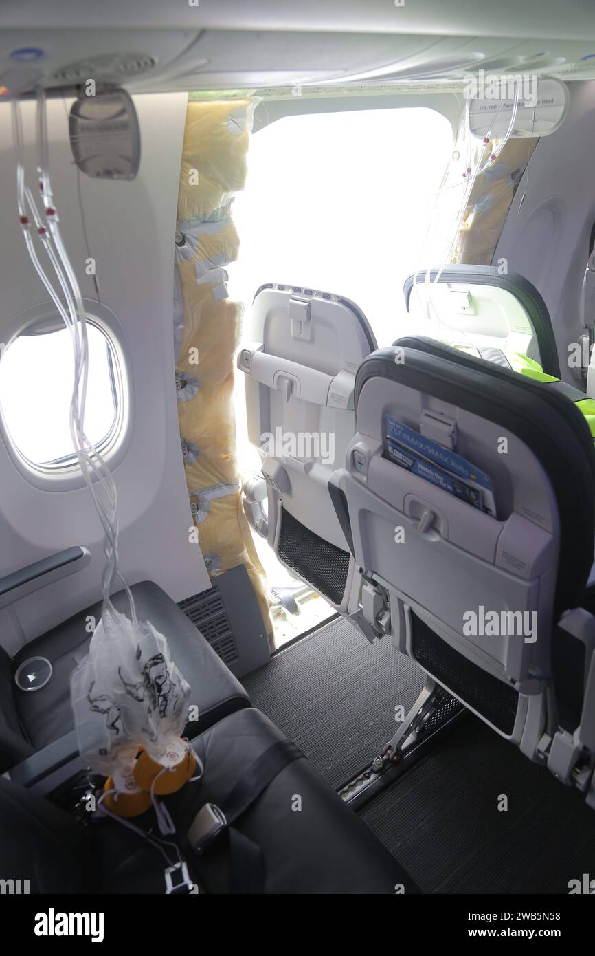 Portland, United States. 08th Jan, 2024. The missing door plug on ...