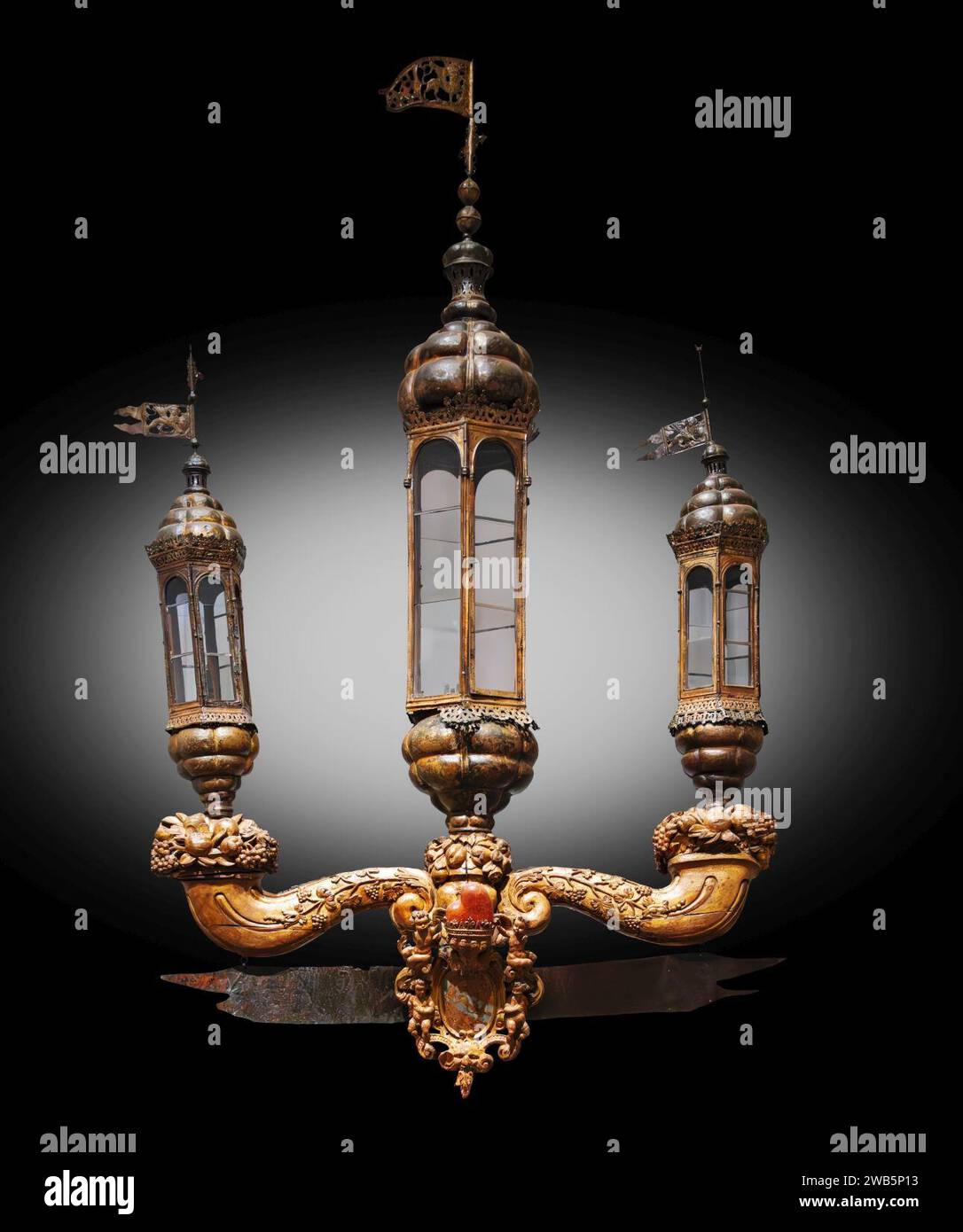 (Venice) Stern lantern of a 16th century galley Stock Photo - Alamy