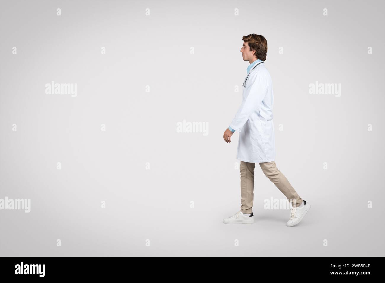 Lab attire hi-res stock photography and images - Alamy