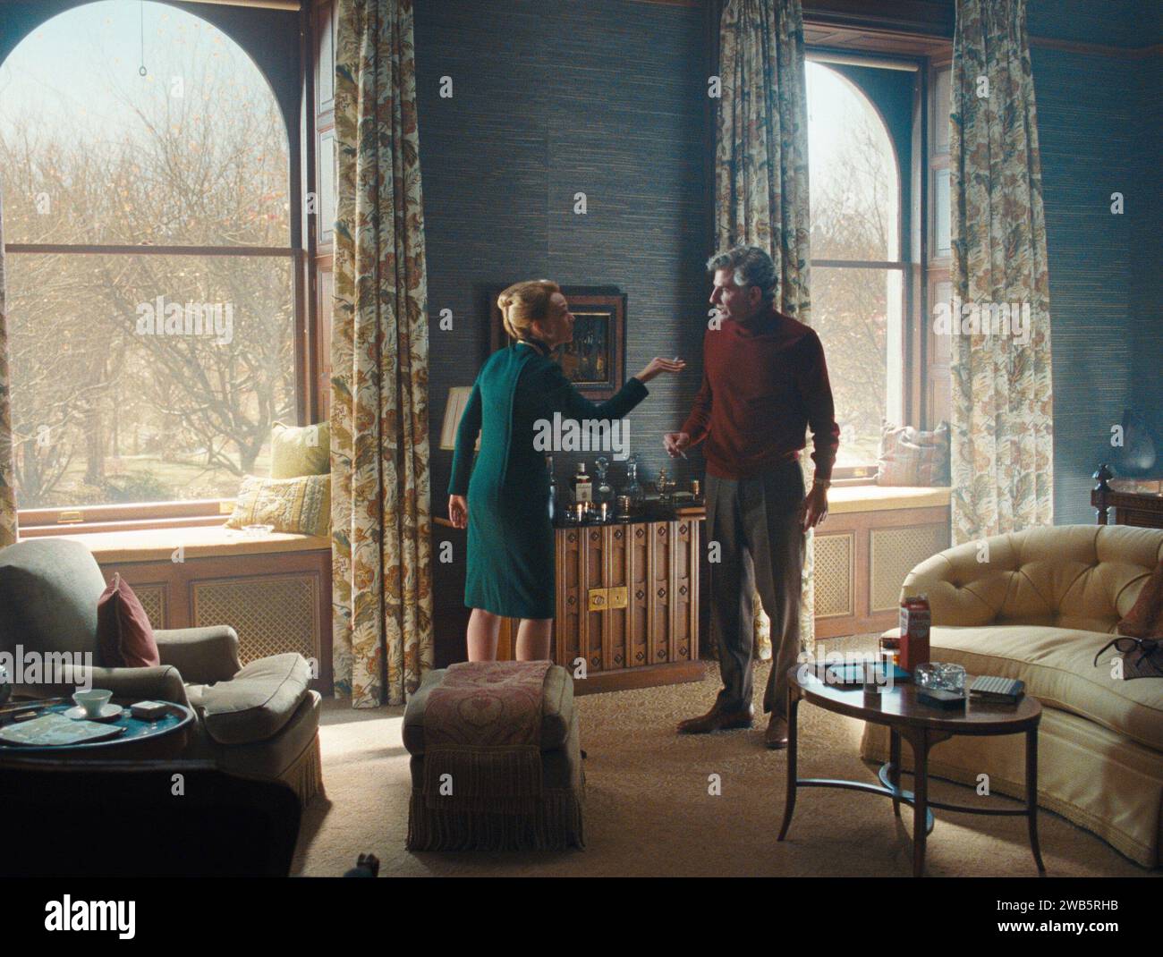 MAESTRO, from left: Carey Mulligan as Felicia Montealegre, Bradley ...