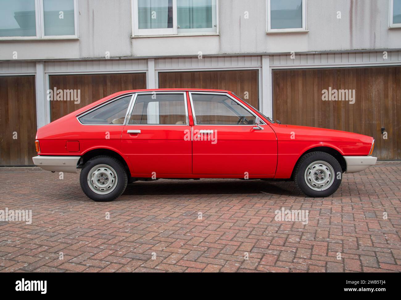 Chrysler alpine hi-res stock photography and images - Alamy