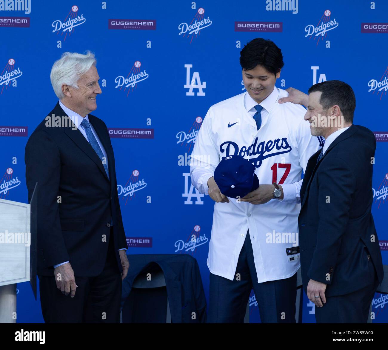 Los Angeles, USA. 14th Dec, 2023. Dodgers owner, Mark Walter (L) and ...