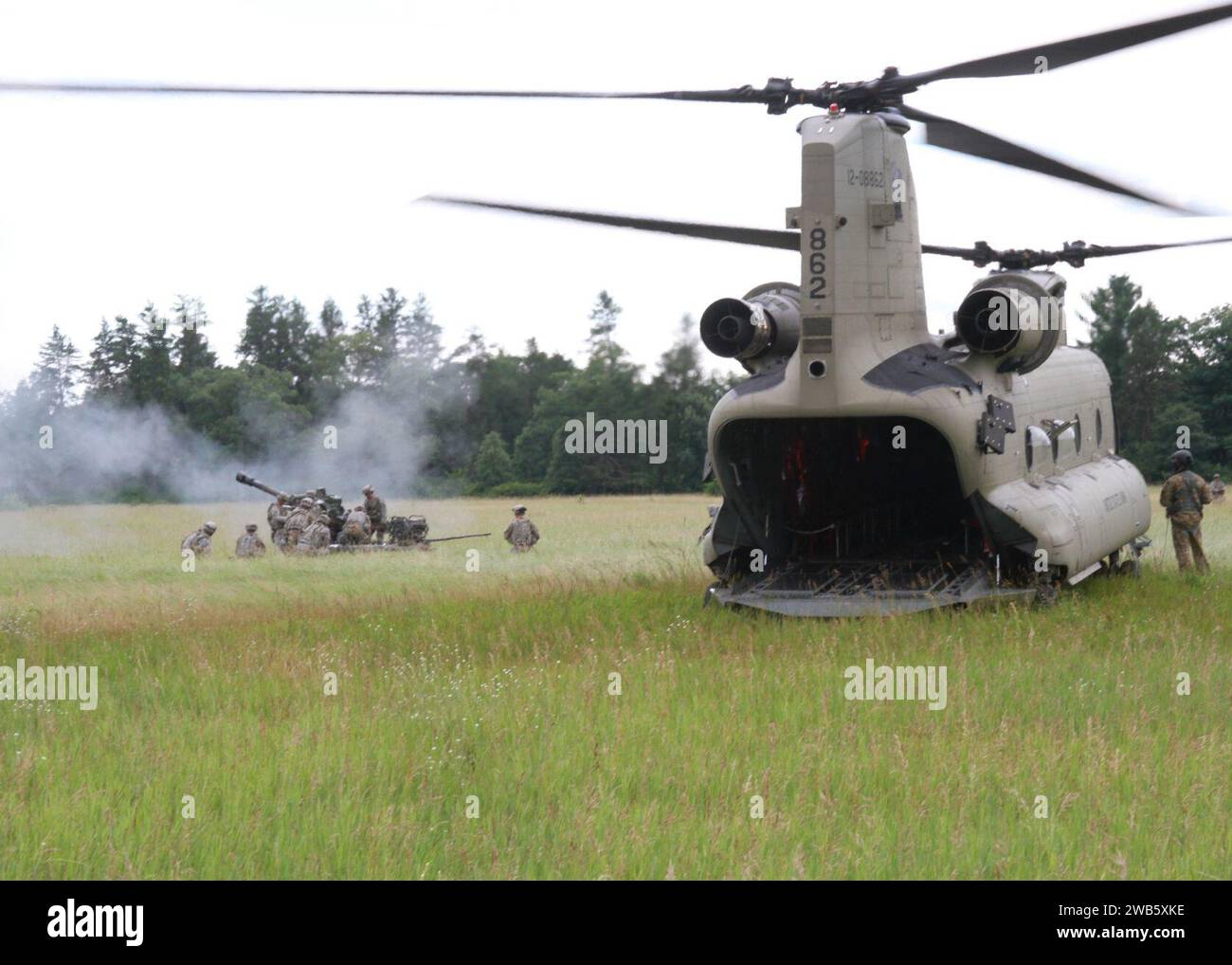 1-194th FAR conducting a FA RAID Stock Photo - Alamy