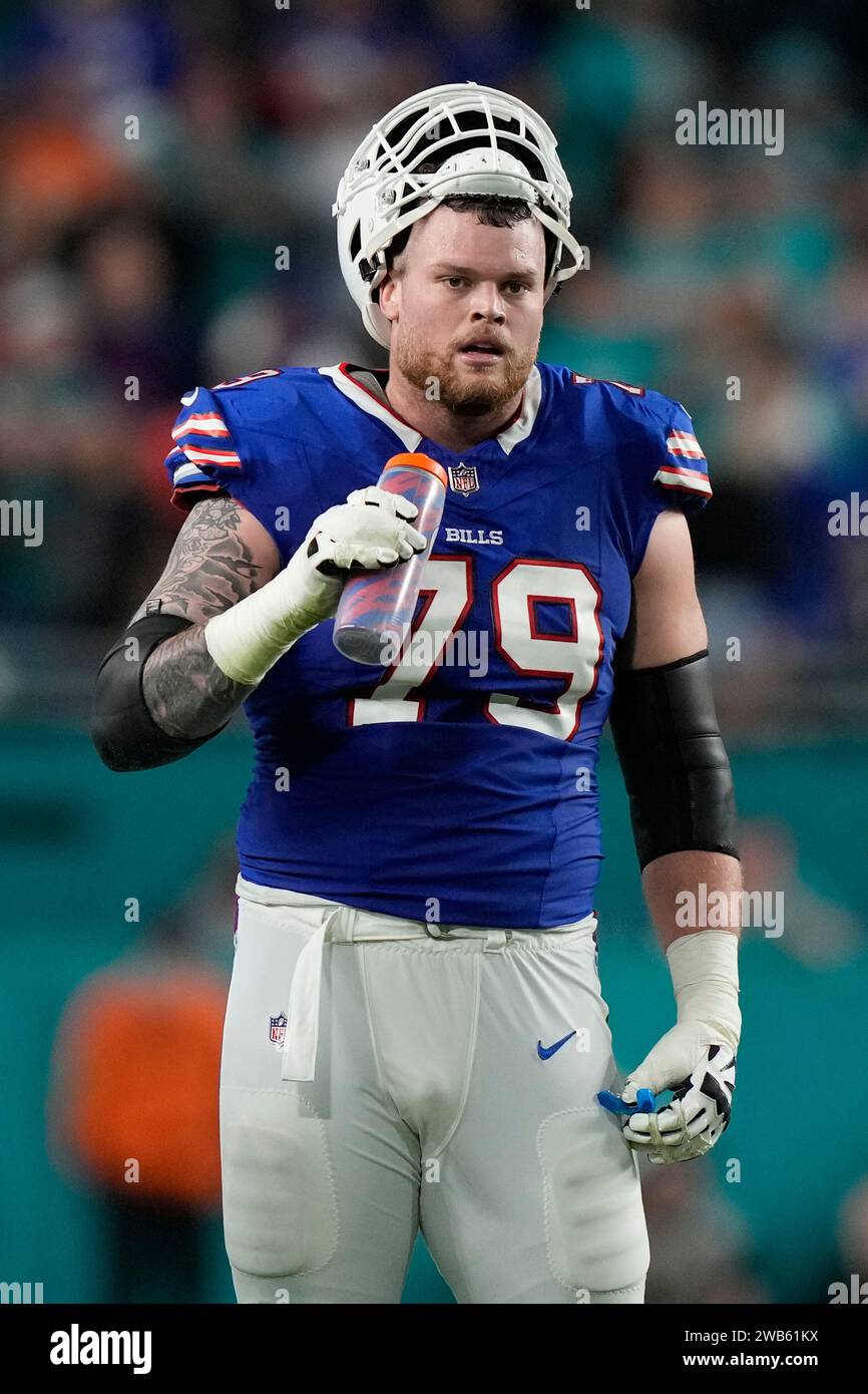 Buffalo Bills offensive tackle Spencer Brown (79) stands during a ...