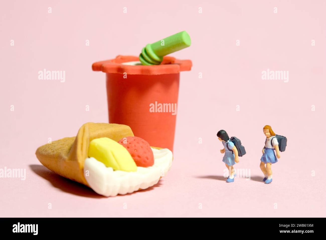 Fat school girl hi-res stock photography and images - Alamy