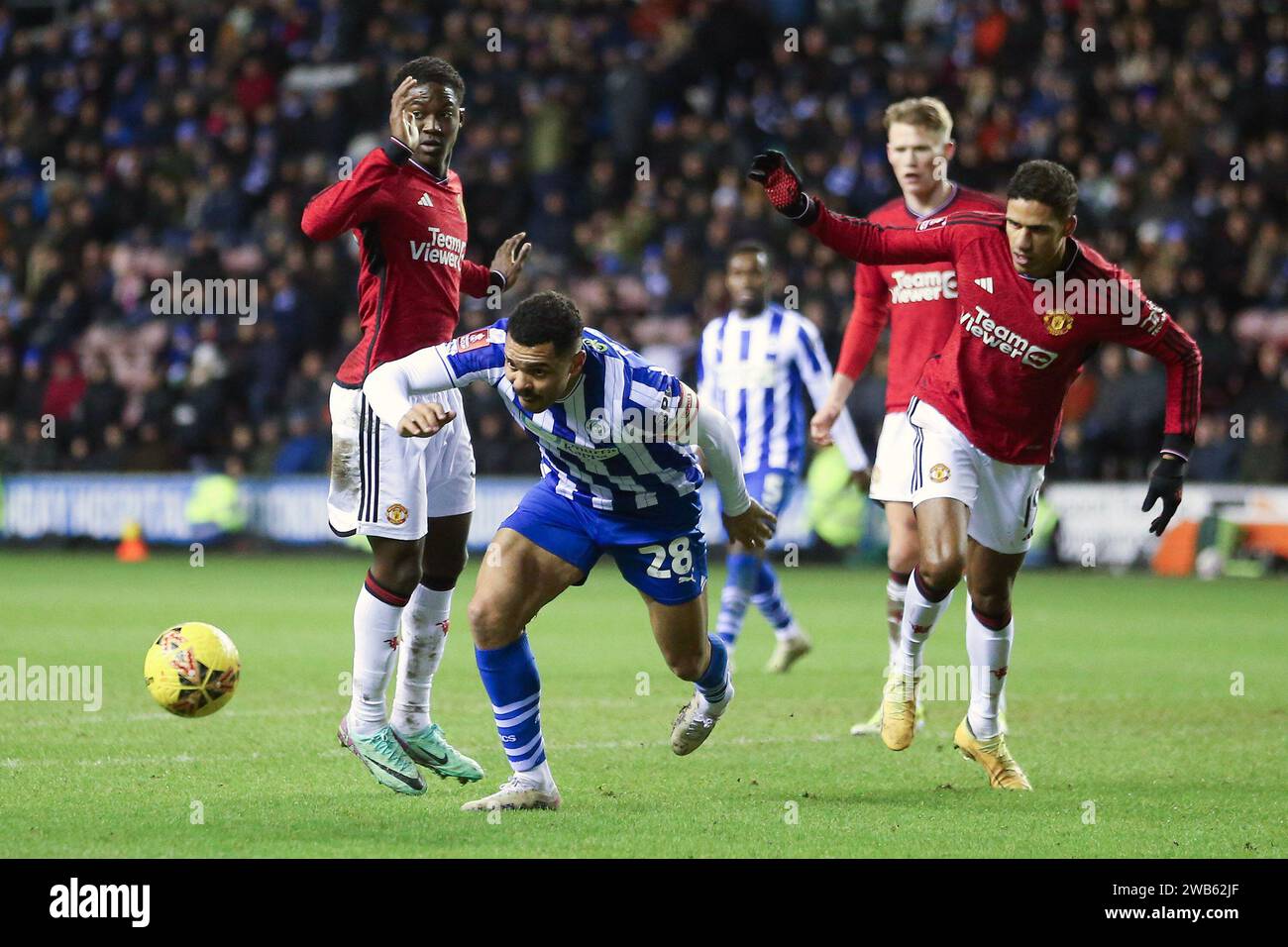 Wigan, UK. 08th Jan, 2024. Josh Magennis of Wigan Athletic makes a ...