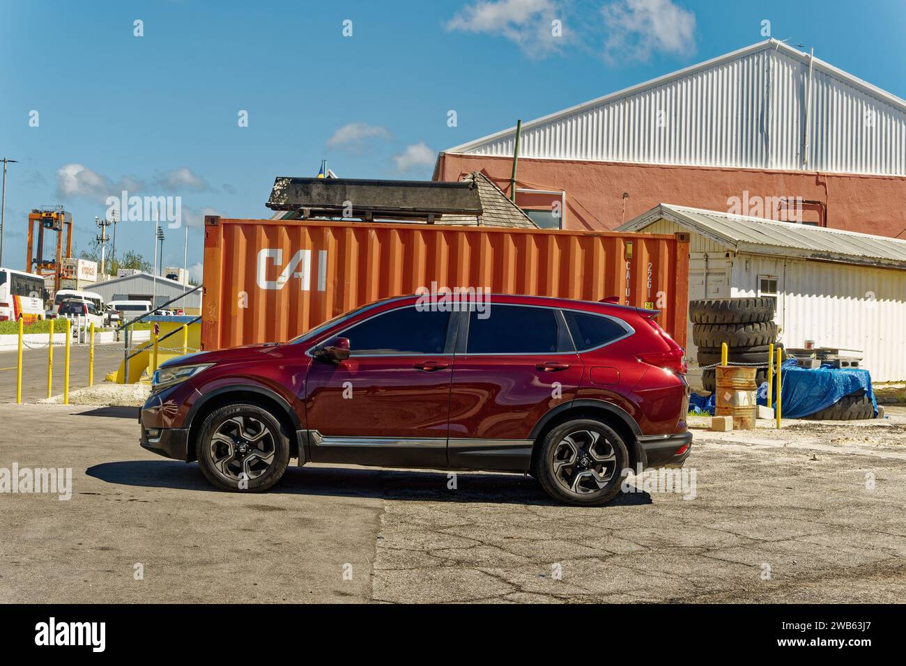Honda car port hi-res stock photography and images - Alamy