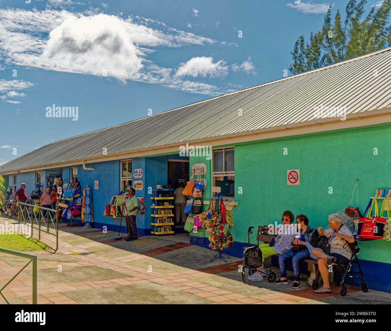 Barbados cruise terminal hi-res stock photography and images - Alamy