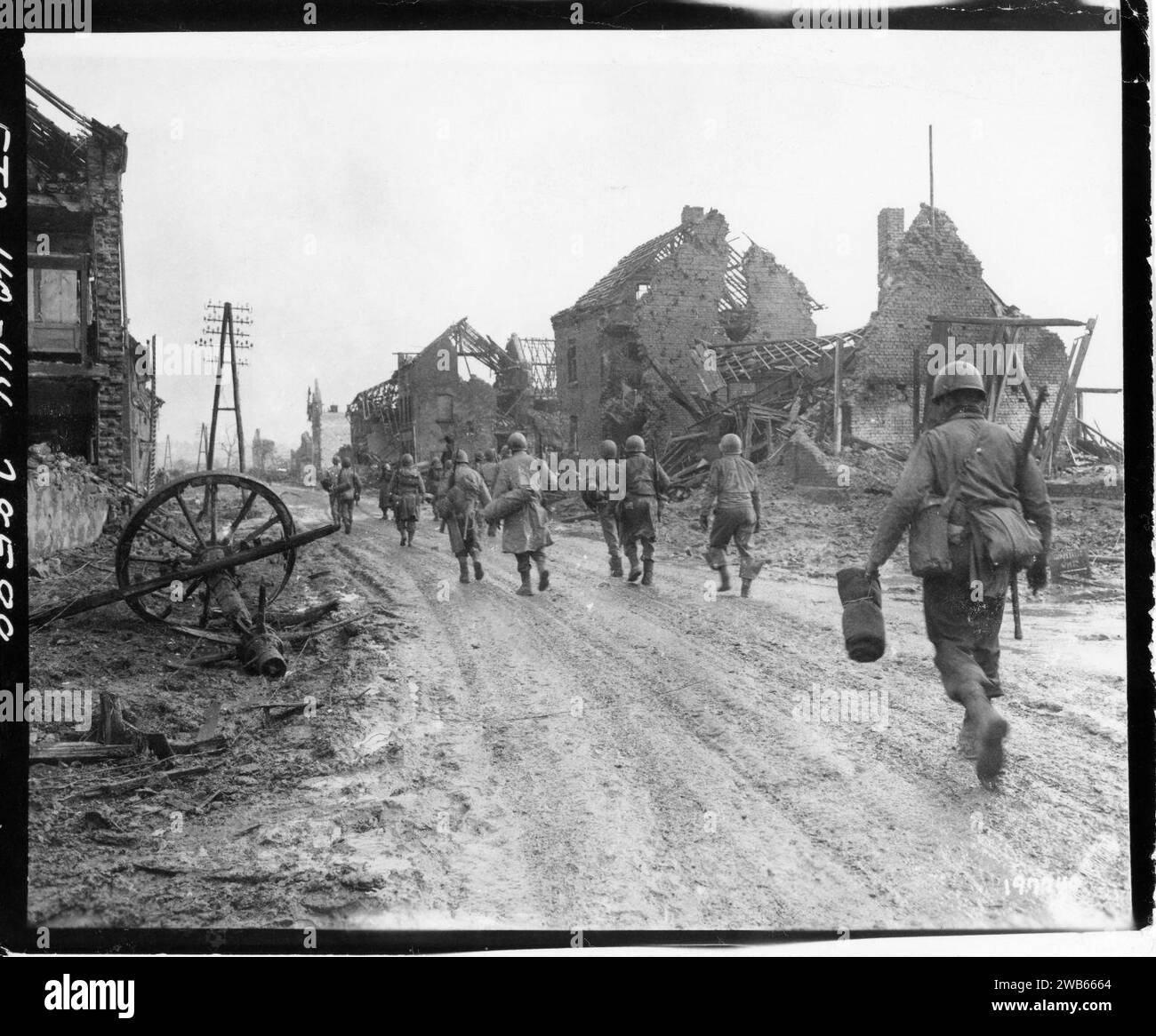 8th infantry division hi-res stock photography and images - Alamy