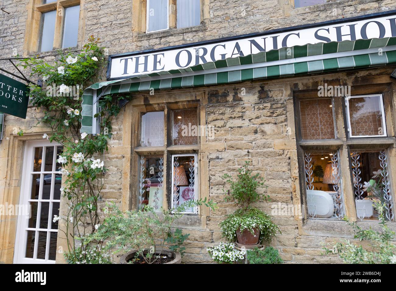 Stow on the Wold cotswolds market town with The Organic Shop food ...