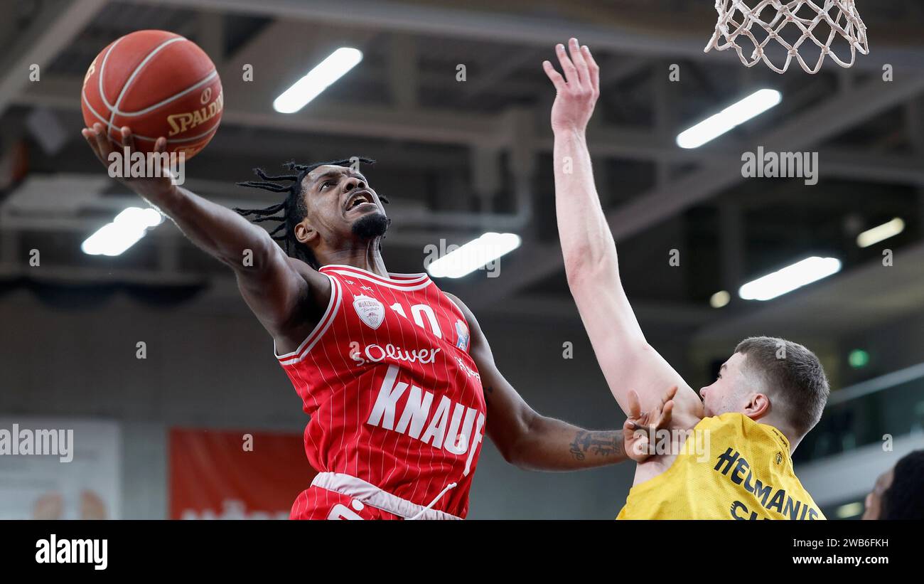 10 und kriss helmanis tigers tuebingen hi-res stock photography and ...