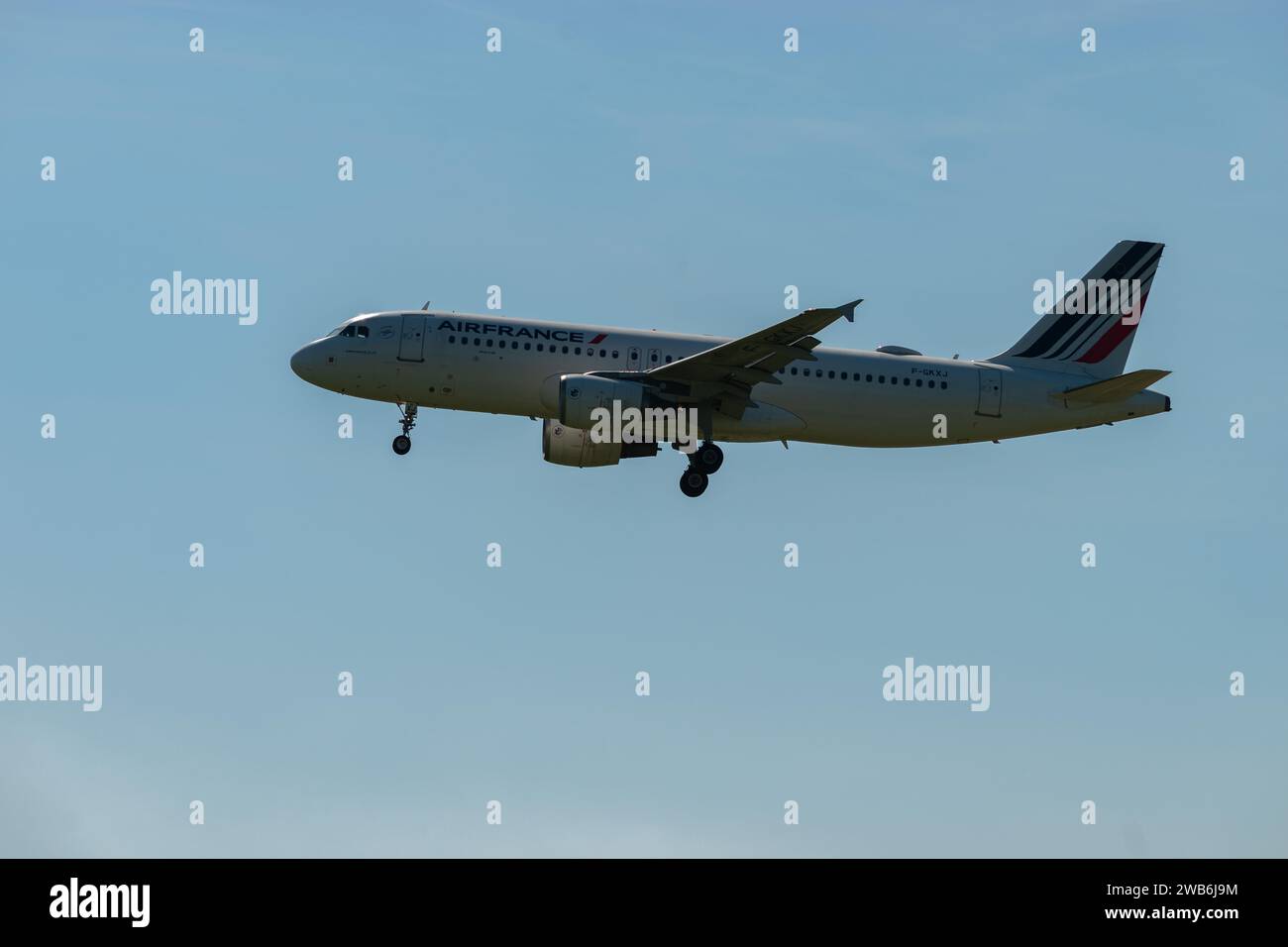 Zurich, Switzerland, September 6, 2023 F-GKXJ Air France Airbus A320 ...