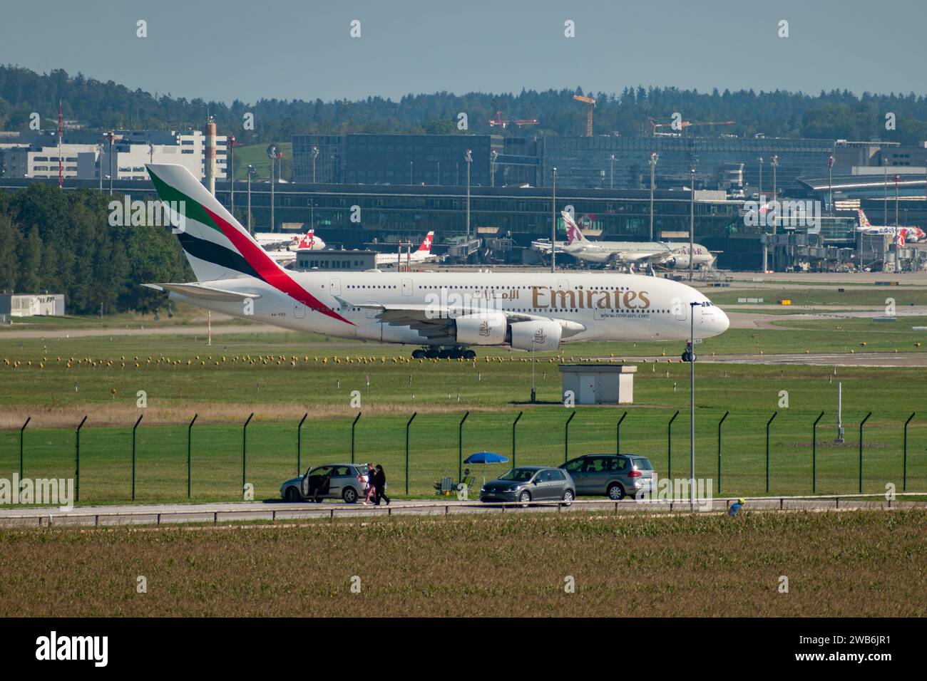 Runway lineup hi-res stock photography and images - Alamy