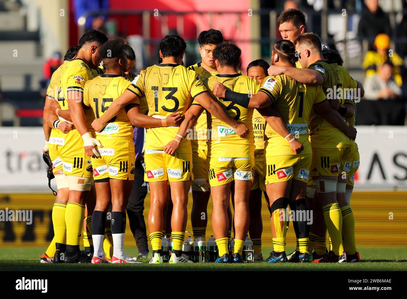 Tokyo, Japan. 6th Jan, 2024. Tokyo Suntory Sungoliath team group ...